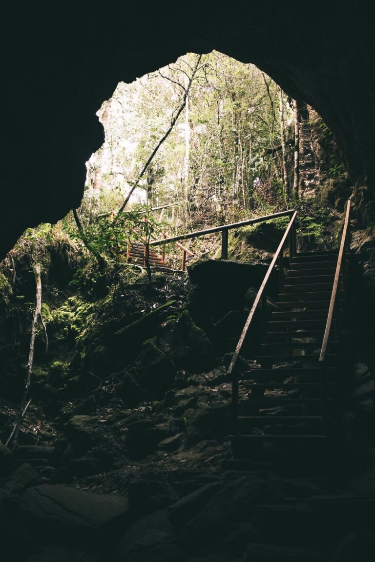 Virtually tour the Kickapoo Caverns! - 95-7 THE ROCK