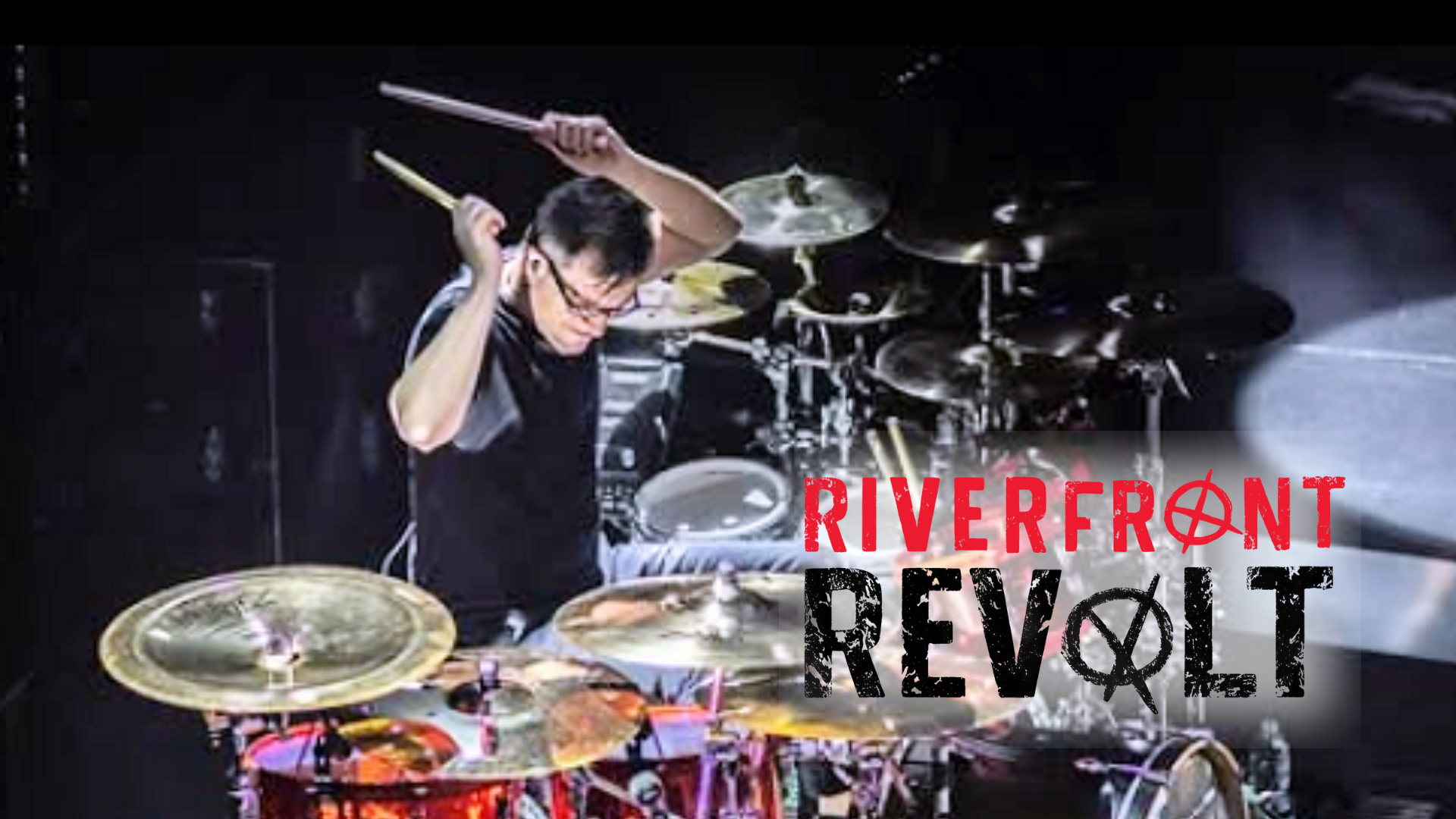 Bags Talks To Sam Loeffler of Chevelle - 95-7 THE ROCK